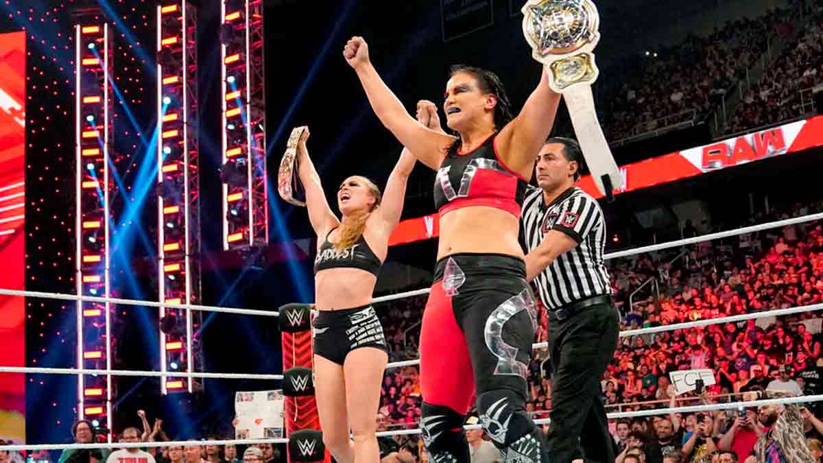 Shayna Baszler y Ronda Rousey ganan los Women's Tag Team Championships - MUNDO WRESTLING